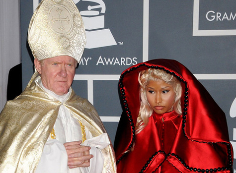 Controversial rapper Nicki Minaj Tweets Praises to God & Scriptures